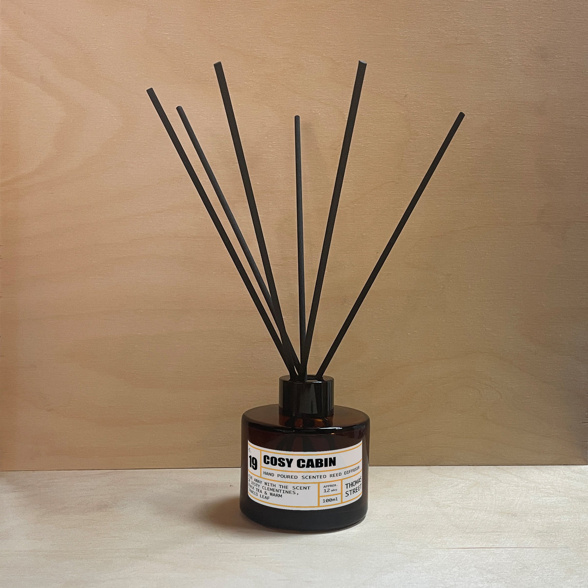 Cosy Cabin Diffuser (No.19) – Thomas Street
